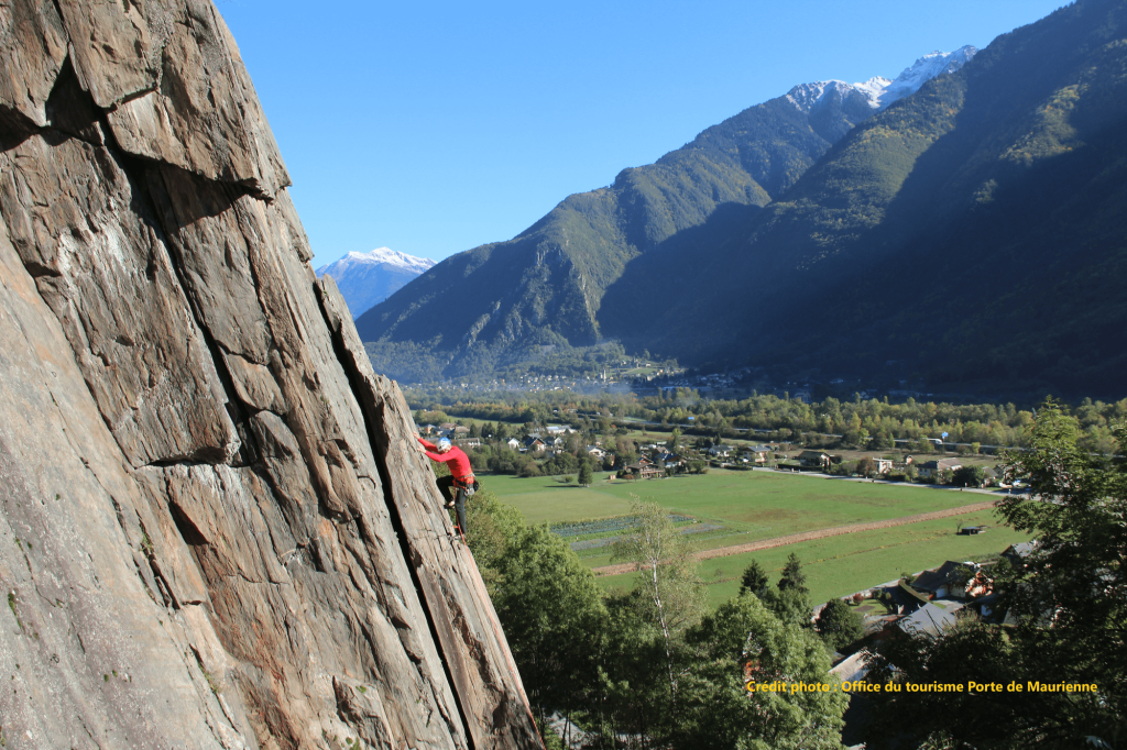 MUR D’ESCALDE DE SAINT-LEGER – SAINT GEORGES D'HURTIERES